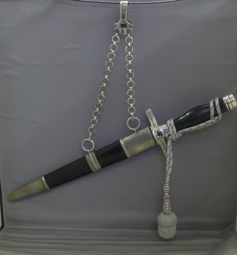 Antiquities of the Reich | POSTSCHUTZE DAGGER WITH HANGER & KNOT